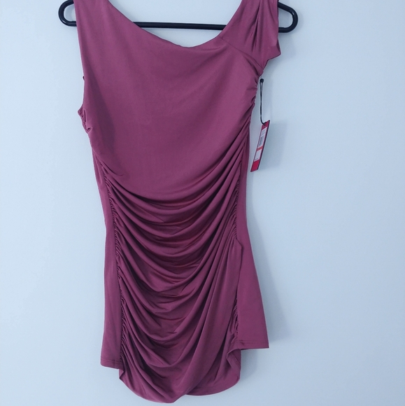 Tops | Vince Camuto Ruched Top Nwt | Poshmark